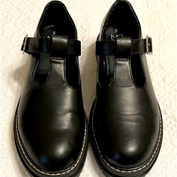 NOBO | Shoes | No Bo No Boundaries Shoes Size 1 | Poshmark